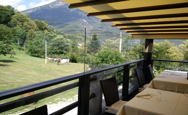 Paravento / Frangivento saliscendi in vetro BellaVista System